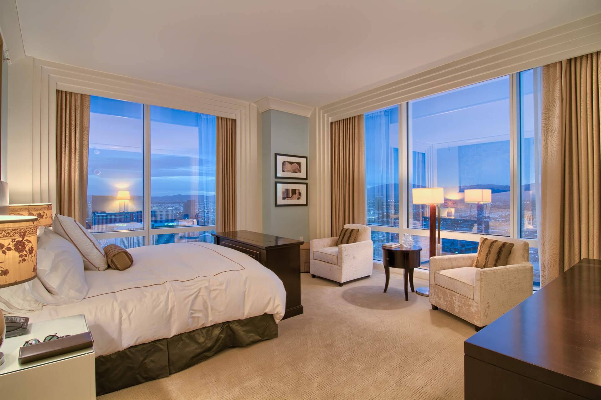 Trump Hotel Las Vegas 2000 Fashion Show Dr Las Vegas, NV 89109 Suite ...